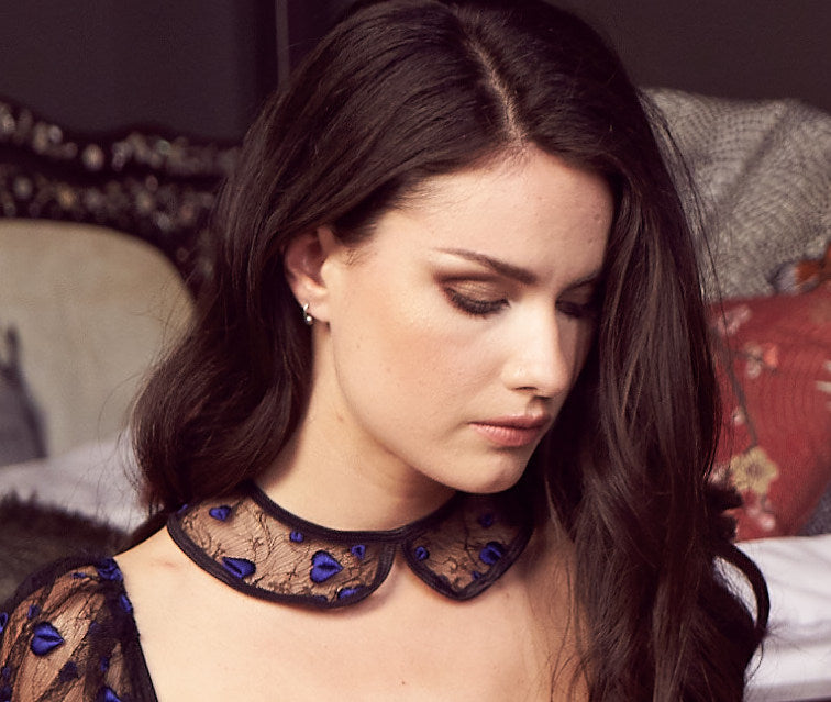 Snow White Collar – Silk & Lace